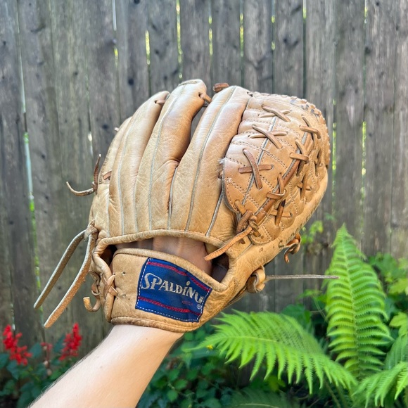 Spalding | Games | Vintage Spalding Leather Baseball Glove | Poshmark